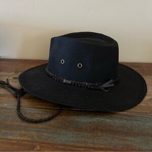 Outback Trading Co. | Accessories | New Outback Grizzly Oilskin Hat ...